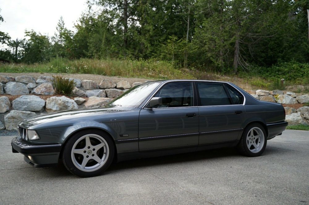 R326 | German Cars For Sale Blog